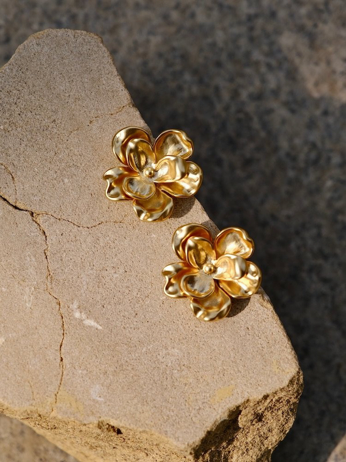 Bloom Gold Earrings – Caliswan